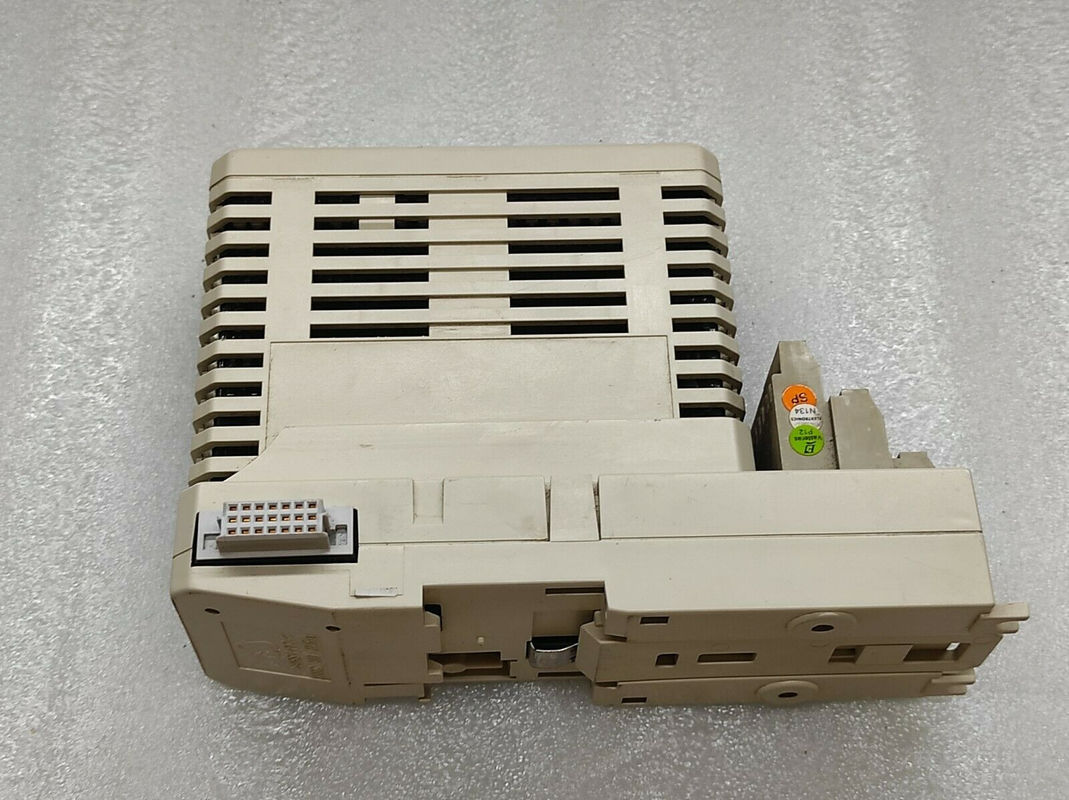 DO810 3BSE008510R1 500 mA ， Output Channels have 16,I/O Voltage, DC: 24 ...