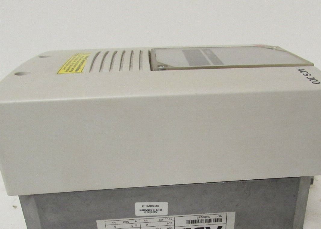 ABB ACS301-1P6-3 AC DRIVE 3 PHASE 380-480 VAC INPUT 50/60 HZ 3.0 AMP