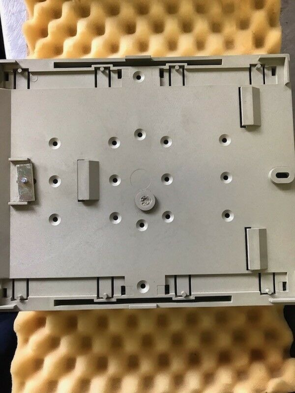 Honeywell XL-100-CU Programmable Controller 100C W/C-BU 20mA 60 Hz PLC ...