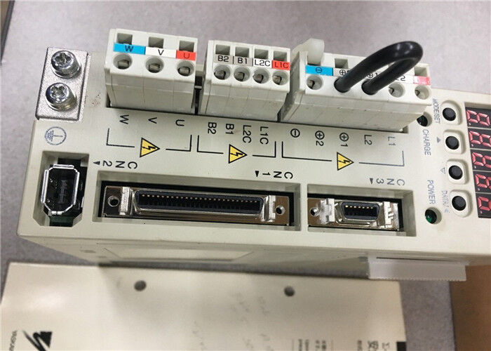 Yaskawa Sigma 2 (Σ-II Series) Servopack Industrial Servo Drives SGDH ...