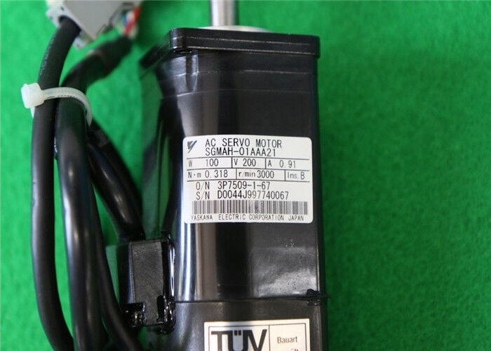 YASKAWA AC High Precision Servo Motor 0.91A 100 W AC Synchronous Servo ...