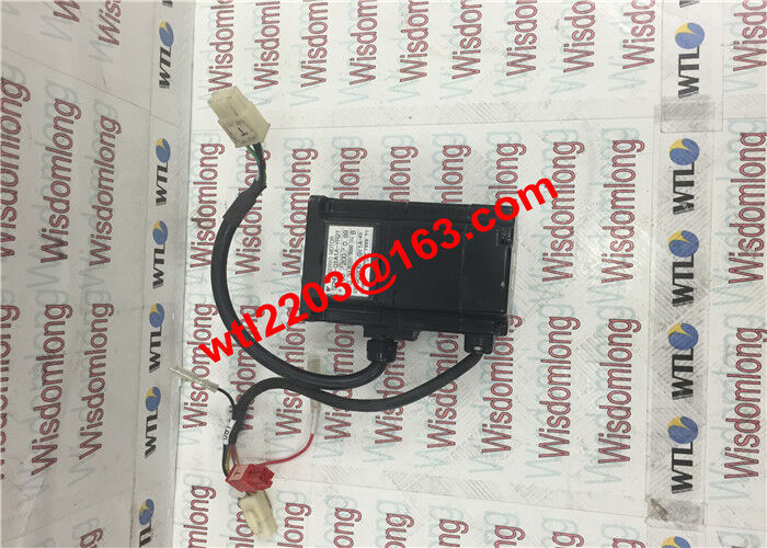 100 Watt 200V Small Powerful Servo Motors Yaskawa SGMPH-01A1A-YR21 Long ...