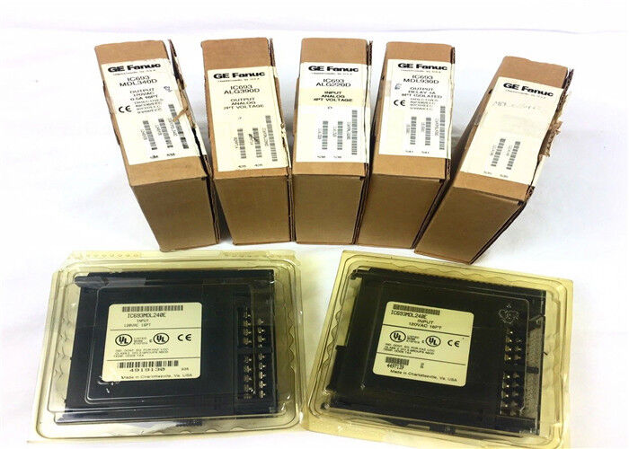 GE FANUC SERIES 90-30 PLC Digital I/O Module IC693ACC300 FACTORY SEALED