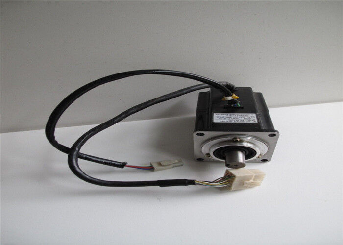New YASKAWA ELECTRIC 200V 3000r/min SGM-02UW14S SERVO MOTOR Industrial ...