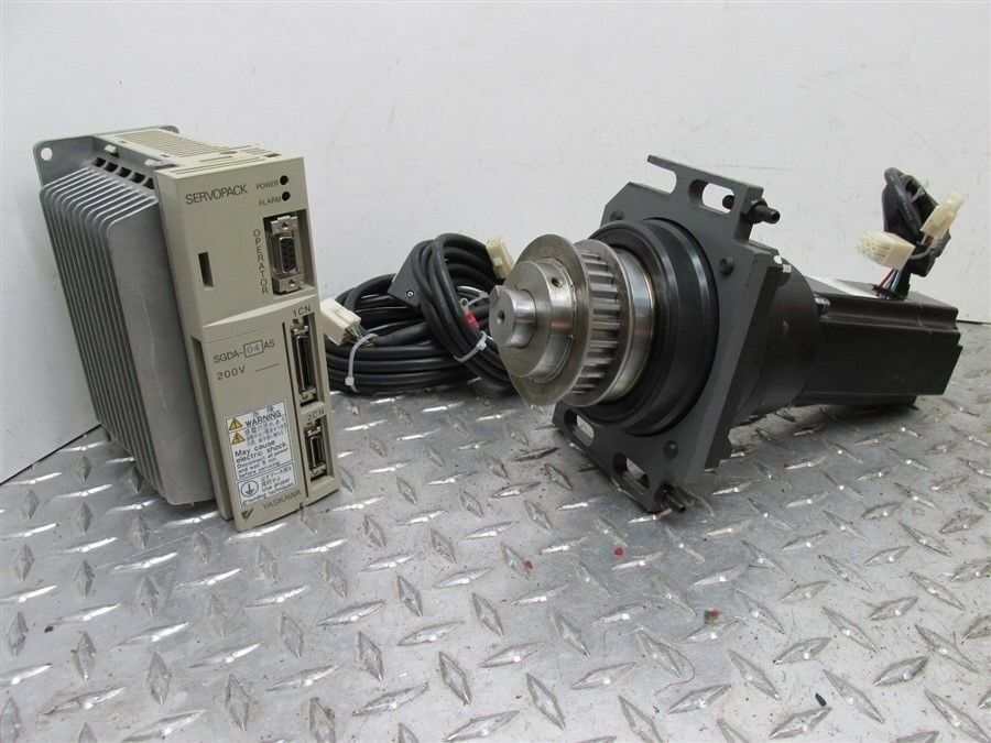 New Yaskawa 1.27N.m Ac Servo Motor Industrial Servo Motor 400W SGM-04A3G26