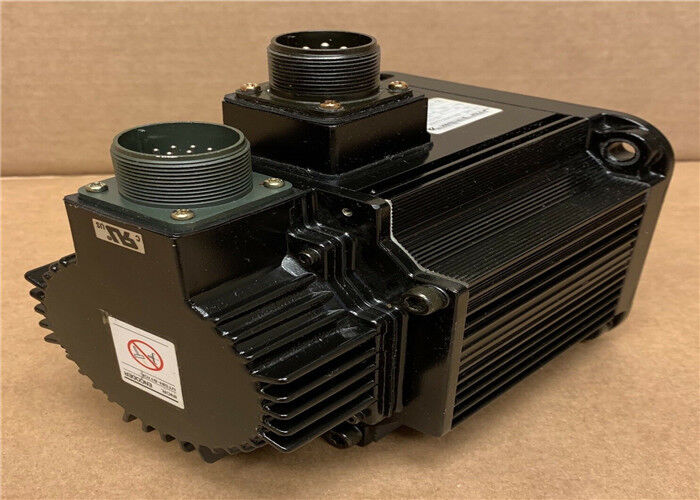 Industrial Yaskawa Electric 200V AC Servo Motor SGMGH-09ACA6S 7.1A ...