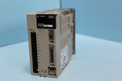 LINEAR MOTOR YASKAWA SGLFM-50675AC 0W 0N/M 0V 0A New Original