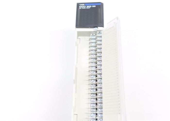 Schneider 140DDI35300 discrete input module Modicon Quantum 32 I 24 V DC Schneider 140DDI35300 discrete input module Modicon Quantum 32 I 24 V DC
